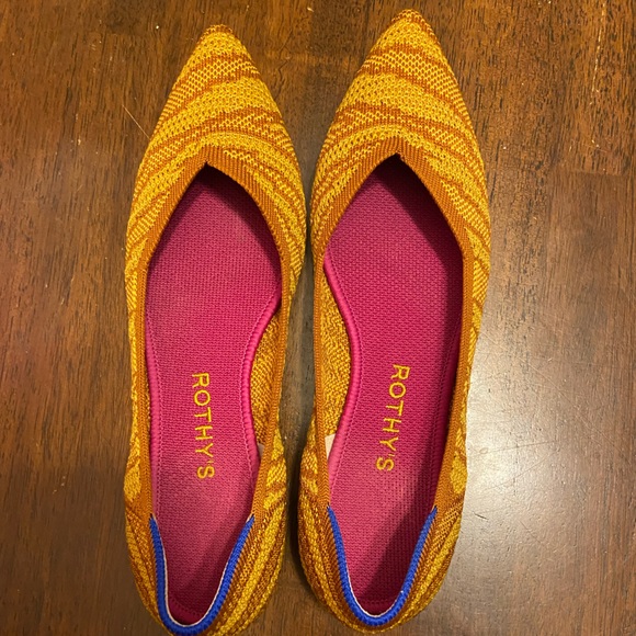 Rothy's | Shoes | Rothys Pointe Flat Gold And Pink Soles Golden Zebra ...